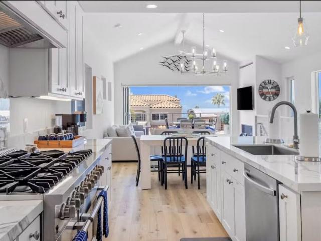 4 bedroom luxury House for sale in Cardiff, United States