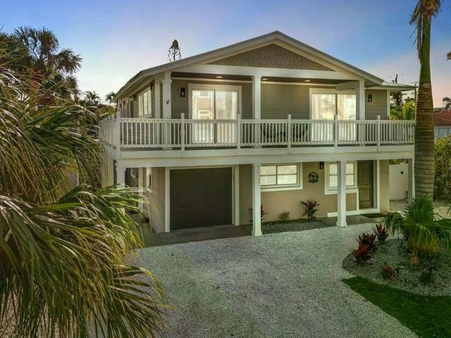 4 bedroom luxury House for sale in Holmes Beach, Florida