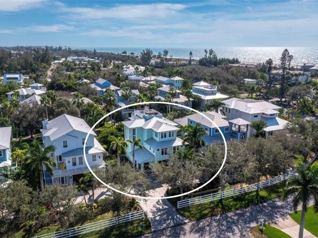 4 bedroom luxury House for sale in Longboat Key, Florida