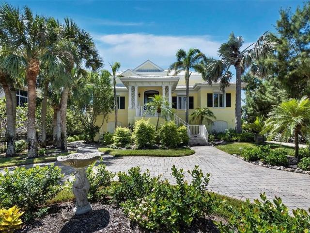 4 bedroom luxury House for sale in Longboat Key, Florida