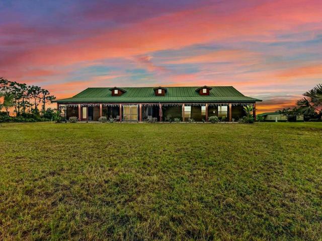 4 bedroom luxury House for sale in Punta Gorda, Florida