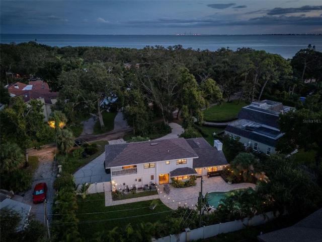 4 bedroom luxury House for sale in Saint Petersburg, United States