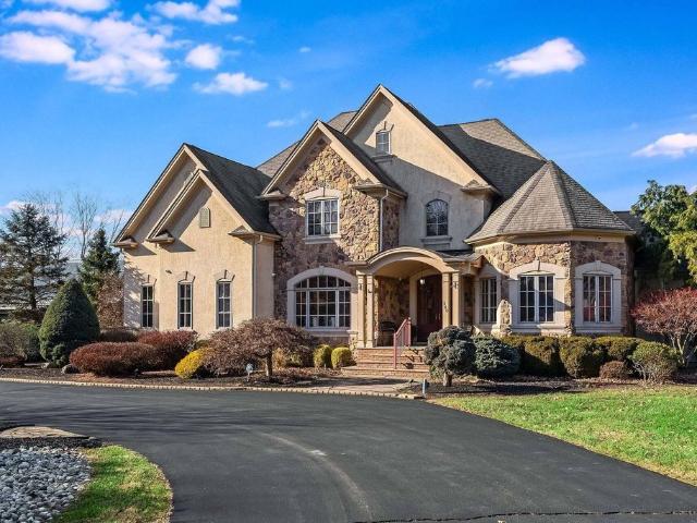 4 bedroom luxury House for sale in Somerset, New Jersey
