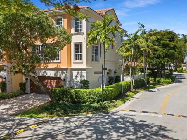 4 bedroom luxury Townhouse for sale in Boca Raton, United States
