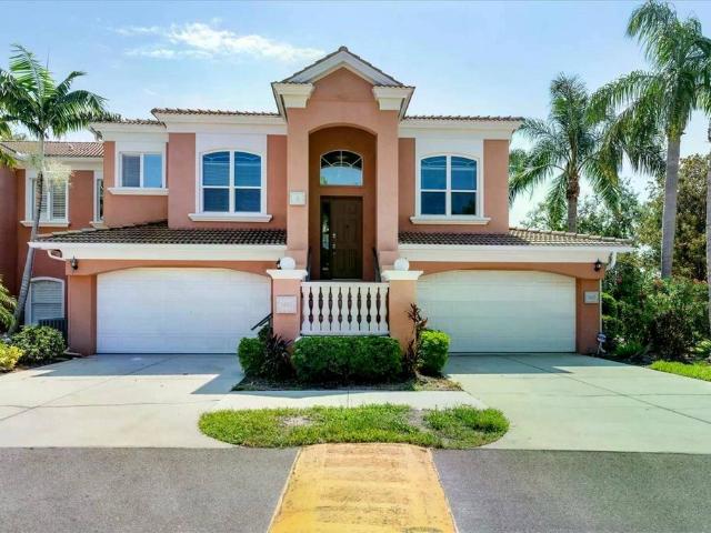 4 bedroom luxury Townhouse for sale in Bradenton, Florida