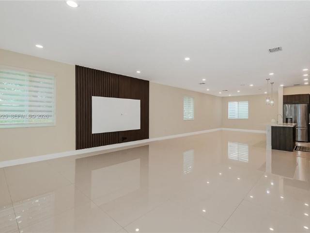 4 bedroom luxury Townhouse for sale in Doral, United States
