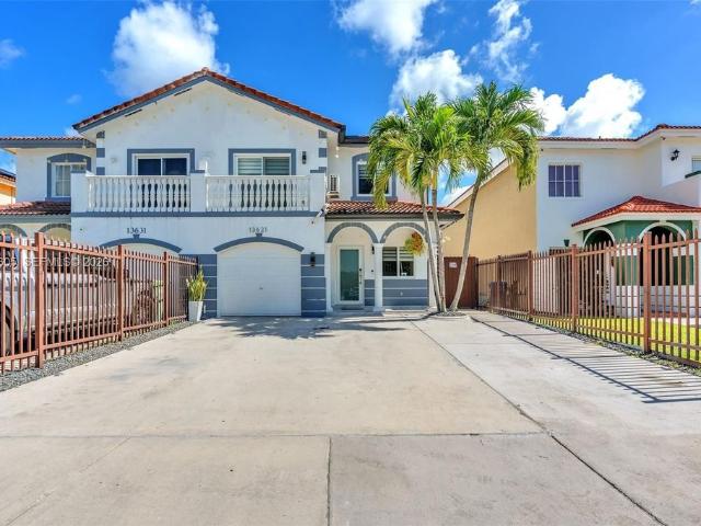 4 bedroom luxury Townhouse for sale in Homestead, Florida