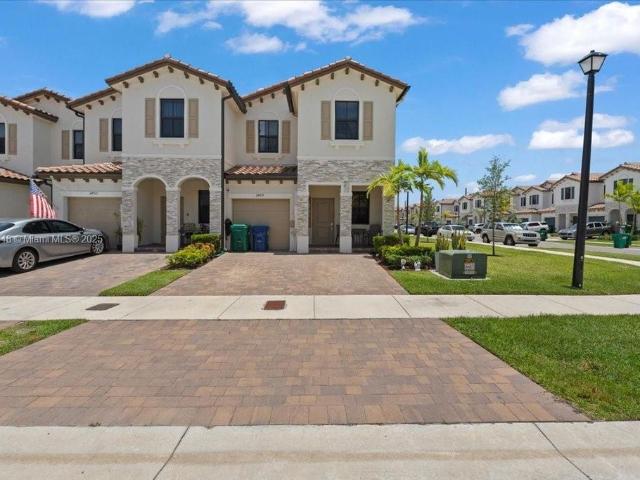 4 bedroom luxury Townhouse for sale in Homestead, Florida