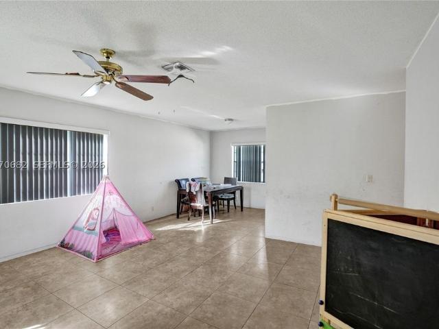 4 bedroom luxury Townhouse for sale in Hollywood, Florida