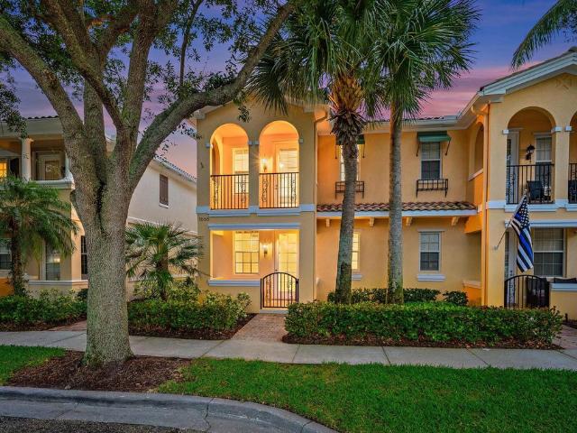 4 bedroom luxury Townhouse for sale in Jupiter, Florida