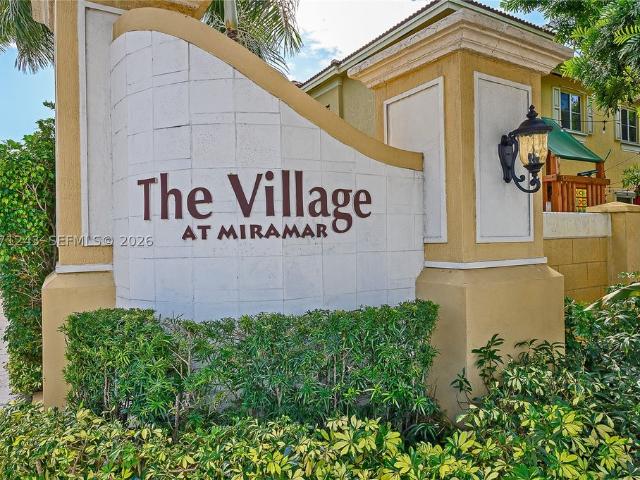 4 bedroom luxury Townhouse for sale in Miramar, United States