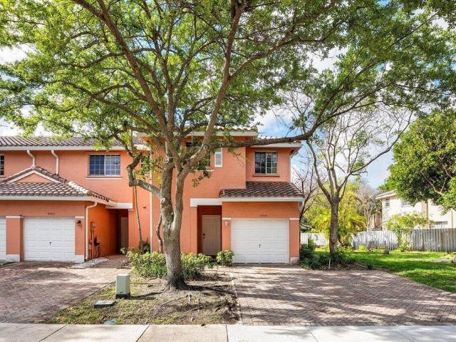 4 bedroom luxury Townhouse for sale in Sunrise, Florida