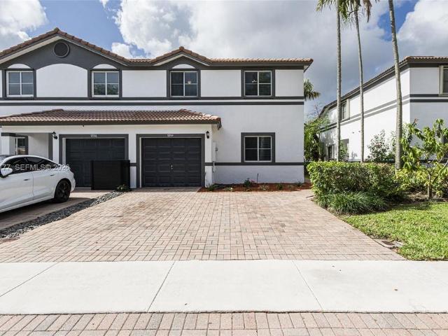 4 bedroom luxury Townhouse for sale in Sunrise, Florida