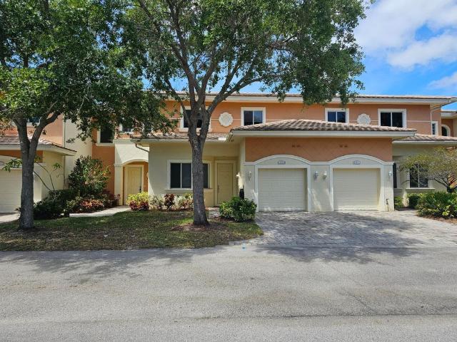 4 bedroom luxury Townhouse for rent in Vero Beach, Florida
