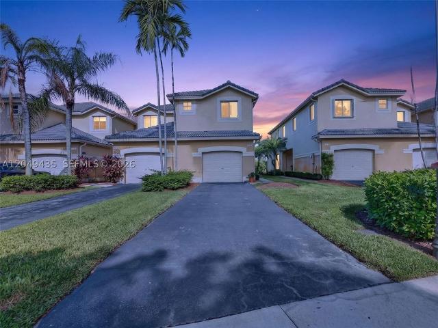 4 bedroom luxury Townhouse for rent in Weston, Florida