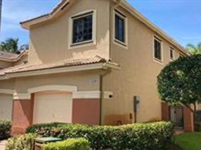 4 bedroom luxury Townhouse for rent in Weston, Florida