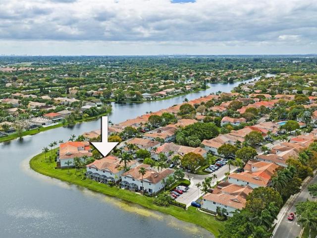 4 bedroom luxury Townhouse for rent in Weston, United States
