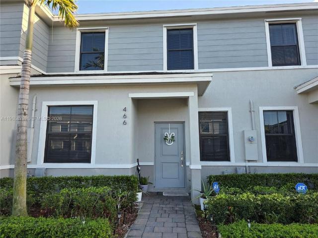4 bedroom luxury Townhouse for rent in Florida City, Florida