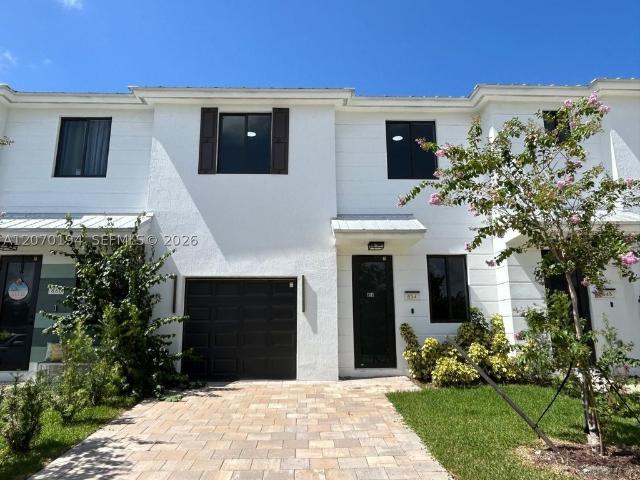 4 bedroom luxury Townhouse for rent in Florida City, Florida