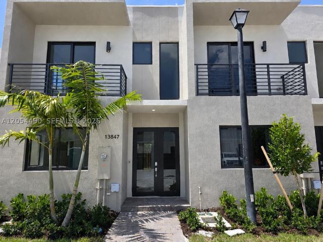 4 bedroom luxury Townhouse for rent in Homestead, Florida