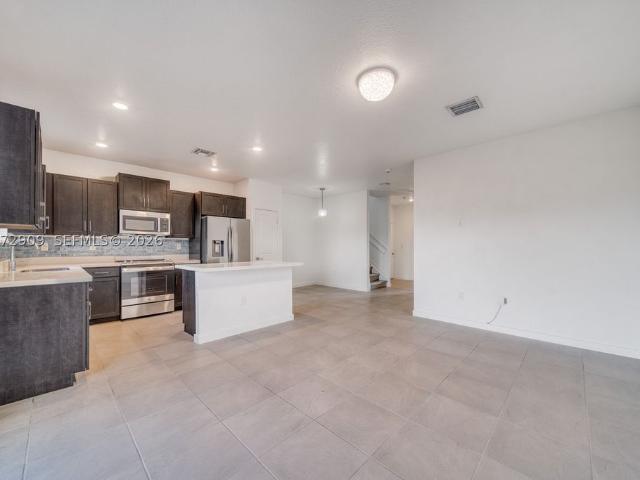 4 bedroom luxury Townhouse for rent in Homestead, Florida