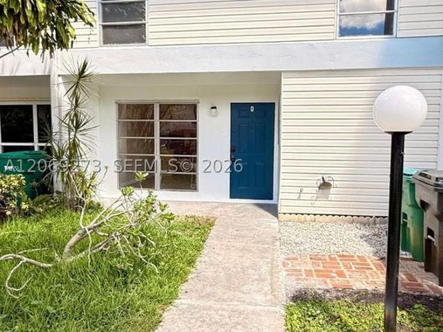 4 bedroom luxury Townhouse for rent in Hollywood, Florida