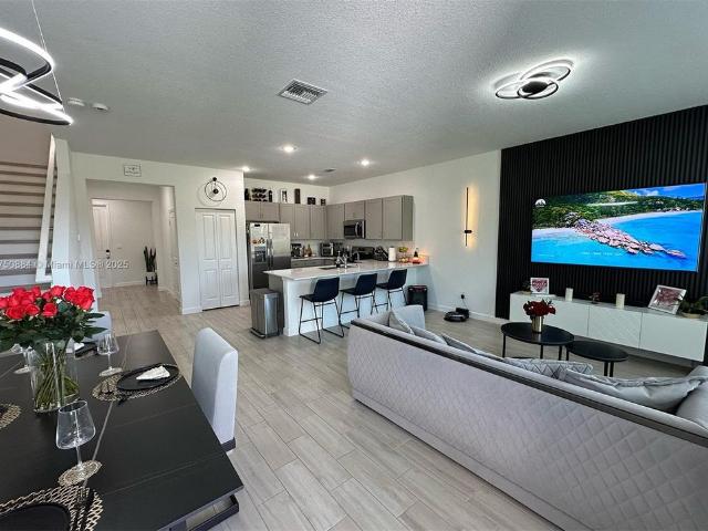 4 bedroom luxury Townhouse for rent in Lake Worth, Florida
