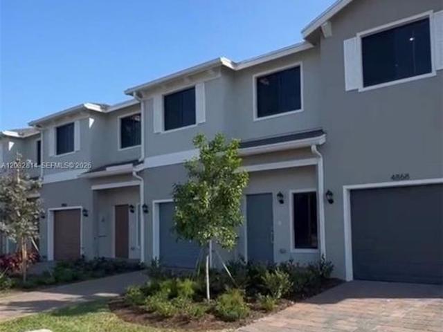 4 bedroom luxury Townhouse for rent in Lake Worth, Florida