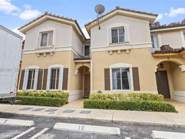 4 bedroom luxury Townhouse for rent in Miami Terrace Mobile Home, United States