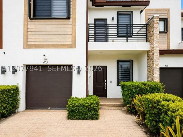 4 bedroom luxury Townhouse for rent in Miami, Florida