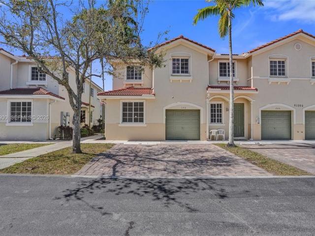4 bedroom luxury Townhouse for rent in Miami Gardens, United States