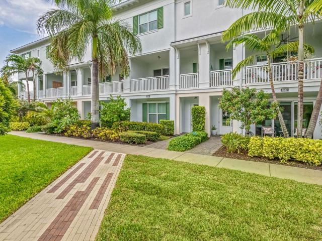 4 bedroom luxury Townhouse for rent in Palm Beach Gardens, Florida