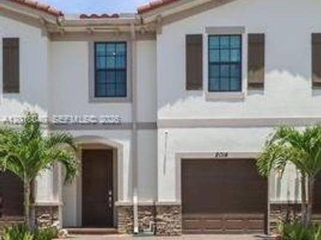 4 bedroom luxury Townhouse for rent in Riviera Beach, United States