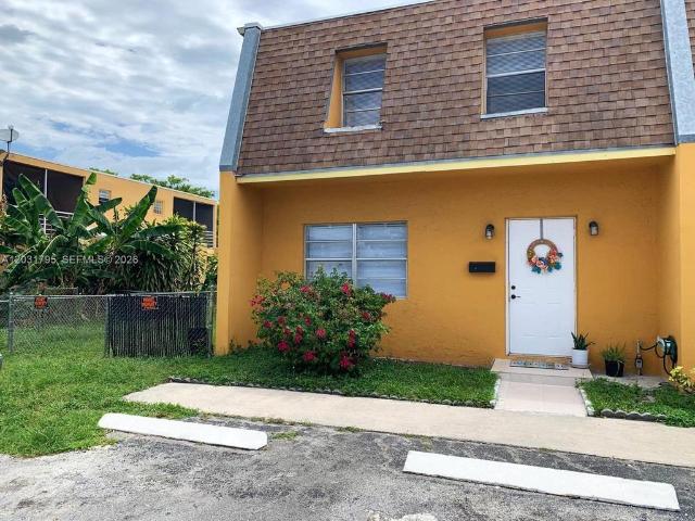 4 bedroom luxury Townhouse for rent in Sunrise, Florida