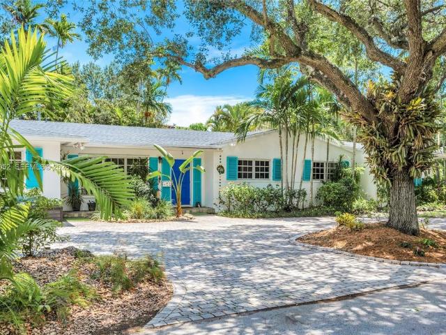 4 bedroom luxury Villa for rent in Miami, Florida