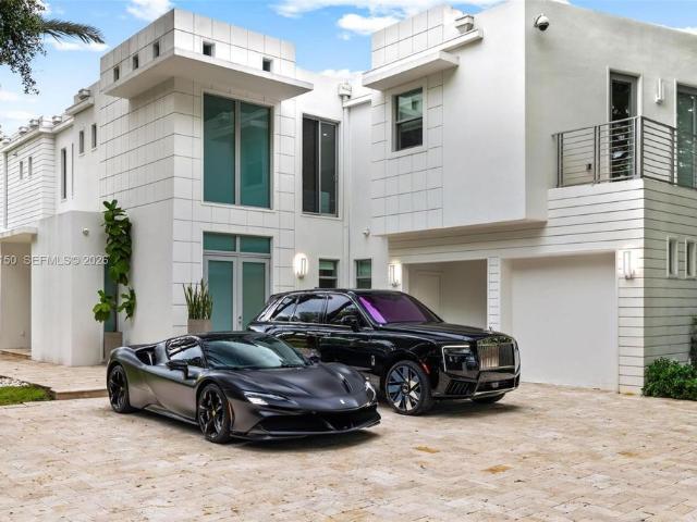 4 bedroom luxury Villa for rent in Miami, Florida