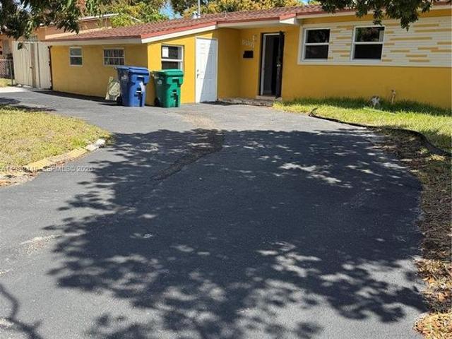 4 bedroom luxury Villa for rent in Miami Gardens, Florida
