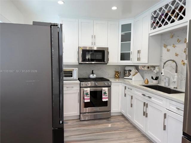 4 bedroom luxury Villa for rent in Miami Gardens, Florida