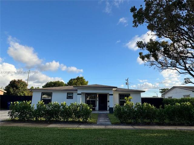 4 bedroom luxury Villa for rent in Miami Gardens, United States