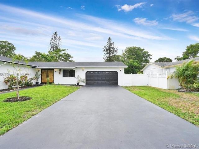 4 bedroom luxury Villa for rent in Miami Gardens, United States