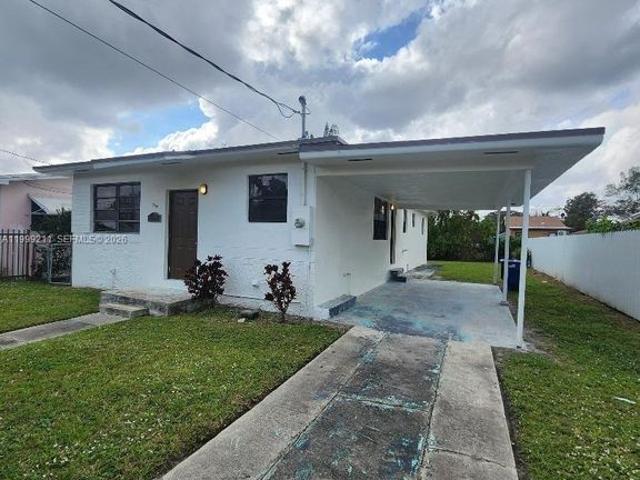 4 bedroom luxury Villa for rent in Miami Heights Trailer Park, United States