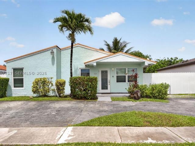 4 bedroom luxury Villa for rent in Miami Terrace Mobile Home, Florida
