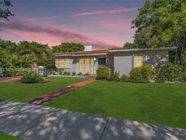 4 bedroom luxury Villa for rent in North Miami, Florida