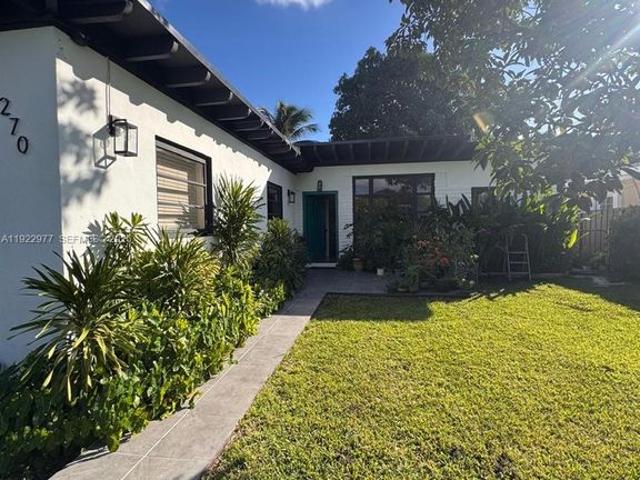 4 bedroom luxury Villa for rent in North Miami, Florida