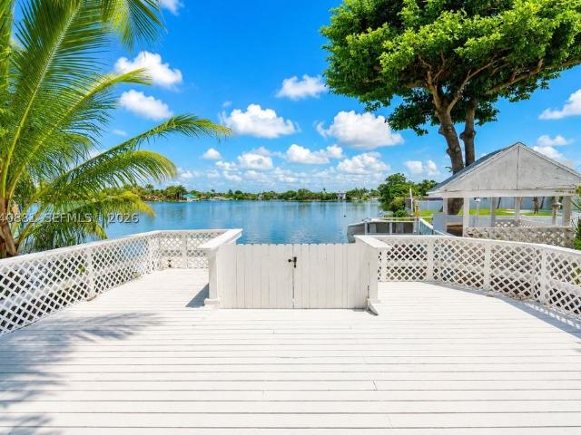 4 bedroom luxury Villa for rent in Aventura, Florida