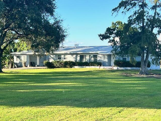 4 bedroom luxury Villa for rent in Belle Glade, Florida