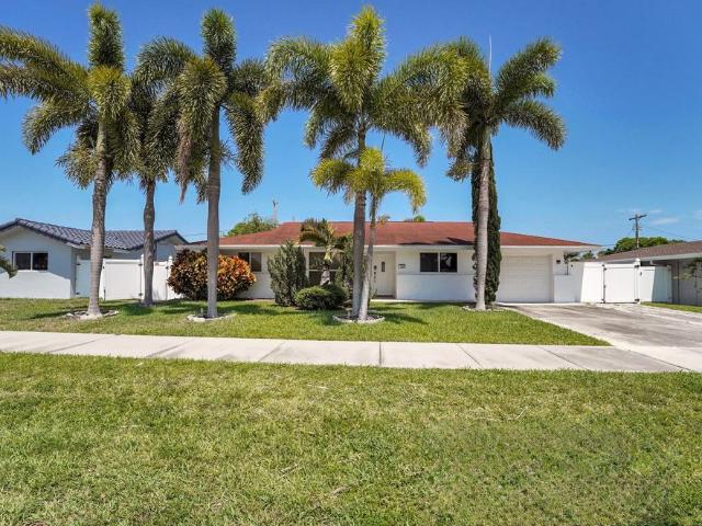 4 bedroom luxury Villa for rent in Boca Raton, Florida