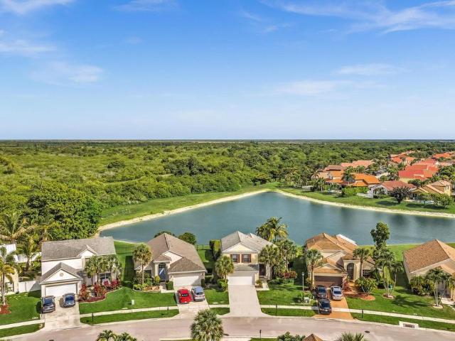 4 bedroom luxury Villa for rent in Boca Raton, Florida