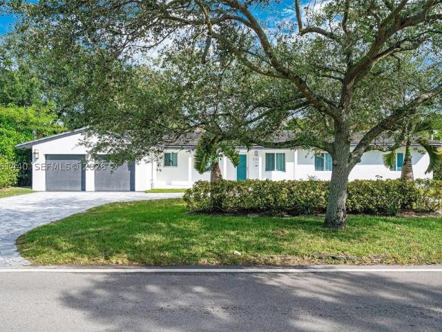 4 bedroom luxury Villa for rent in Coral Gables, Florida