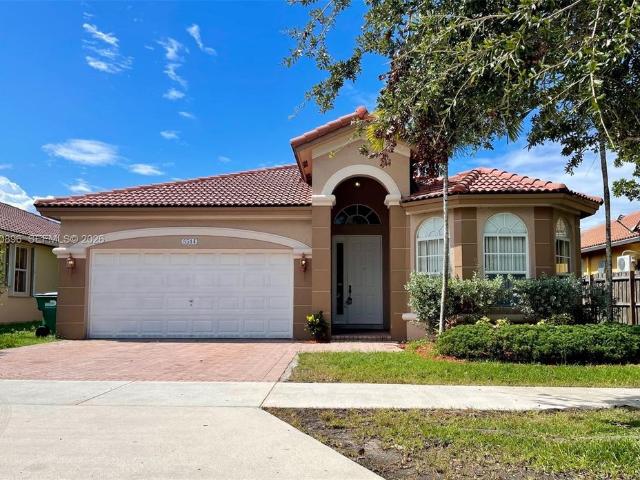 4 bedroom luxury Villa for rent in Doral, Florida